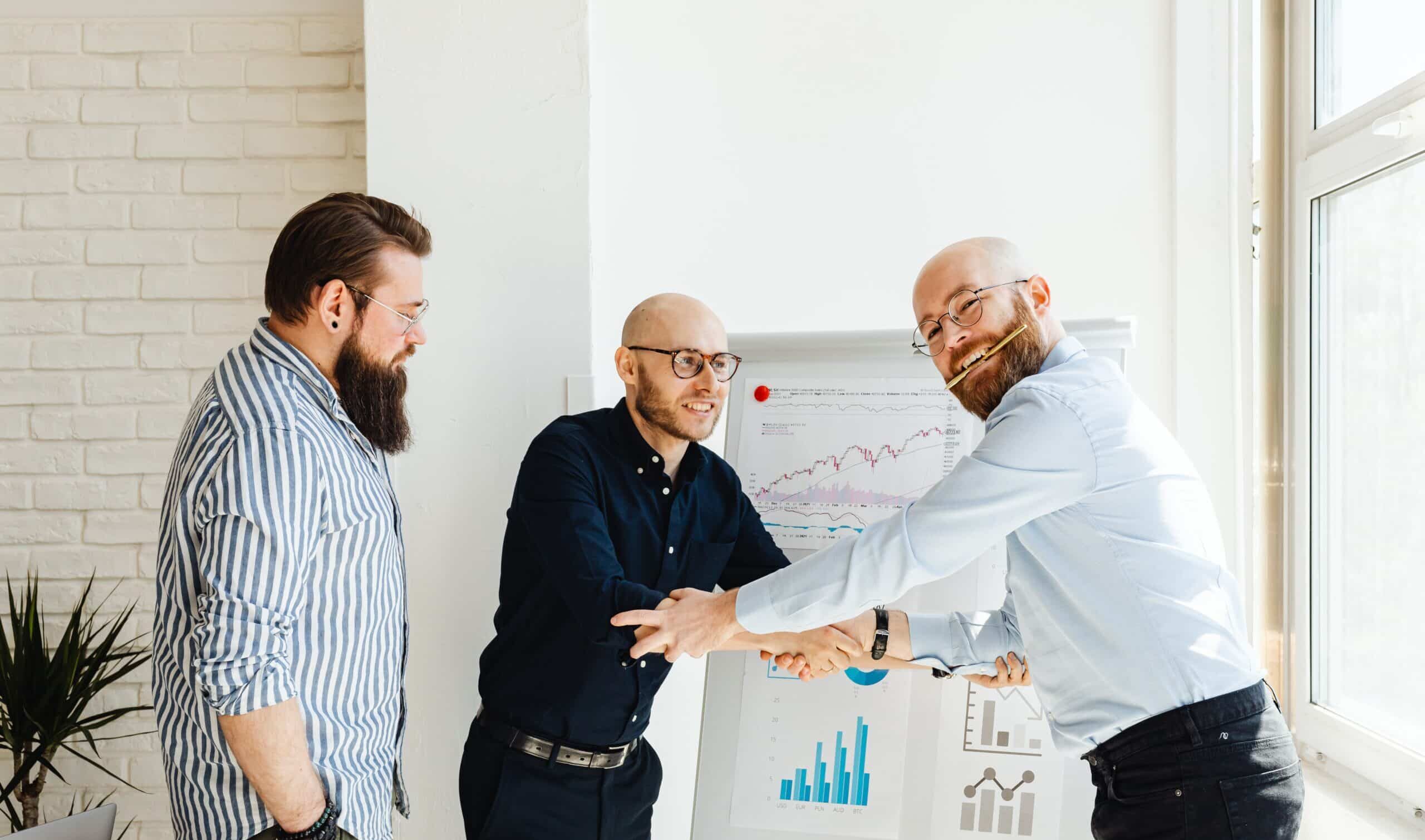 Differences Seconded and Expatriate Employees | Foyer Global Health